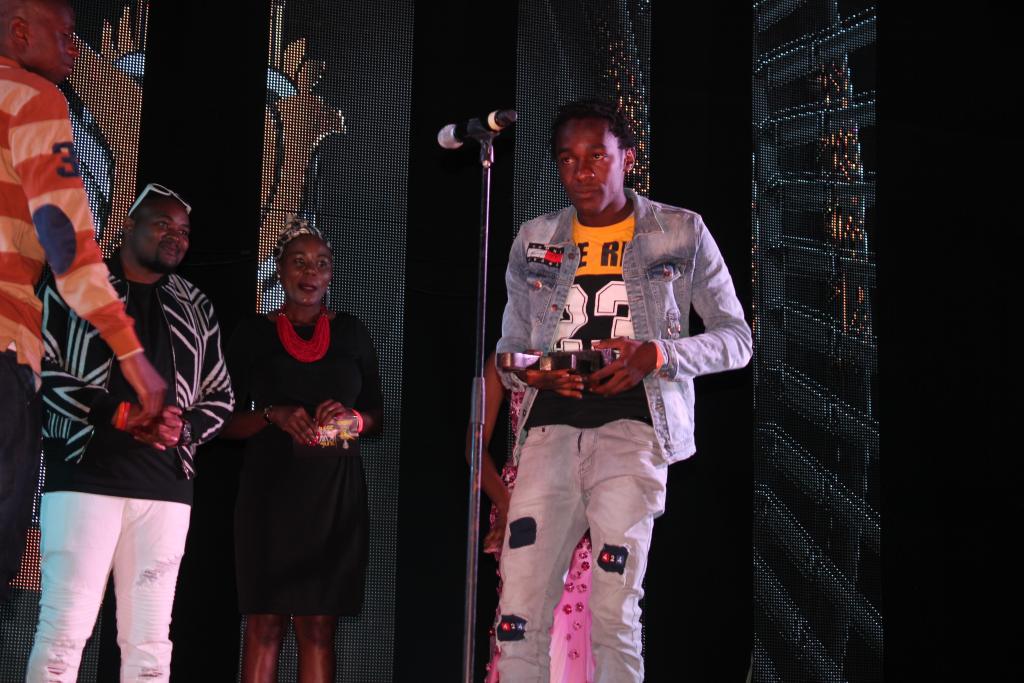 Muzo AKA Alphonso Shocks the Kwacha Music Awards - Zambian Music Blog