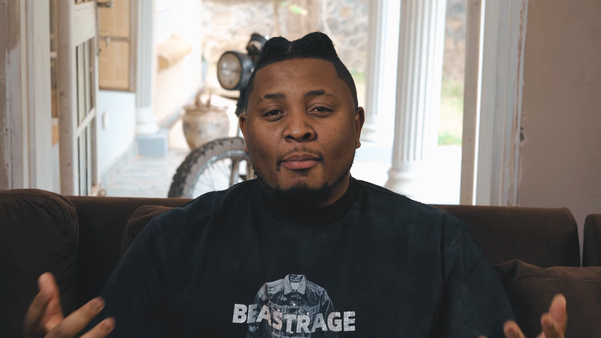 Kell Kay ft Eli Njuchi - AGWA NAWO (Official Music Video) 0-16 ...